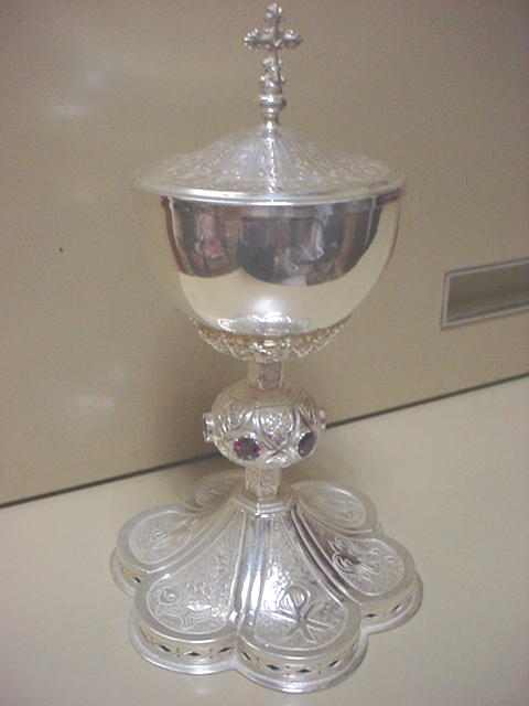 Chalices, Ciboria, and Patens - PaxHouse New and Used Traditional ...