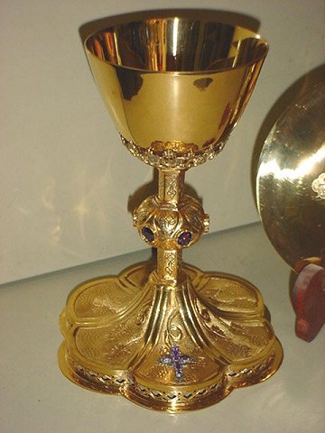 Chalices, Ciboria, and Patens - PaxHouse New and Used Traditional ...