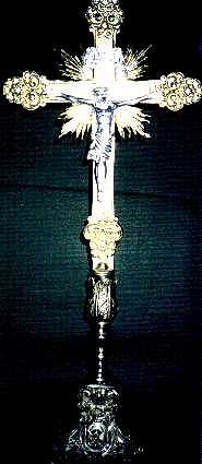 Crucifixes and Processional Crosses - PaxHouse New and Used Traditional ...